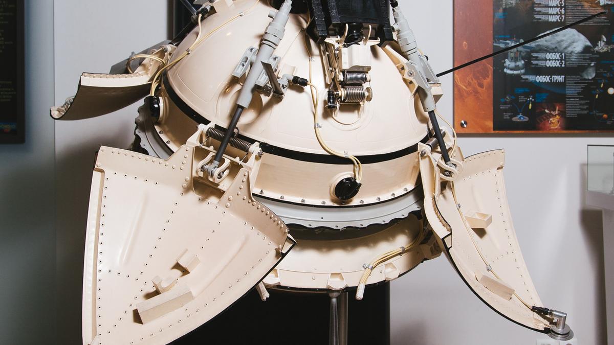 The first successful soft landing on Mars - The Hindu